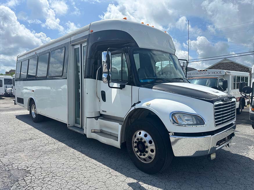 Larger: Freightliner Ameritrans (#258411) - Carpenter Bus
